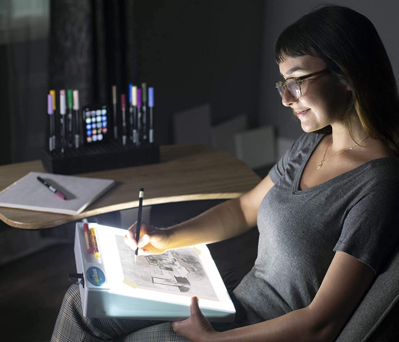 The Best Lightbox for Tracing and Drawing Art in 2023
