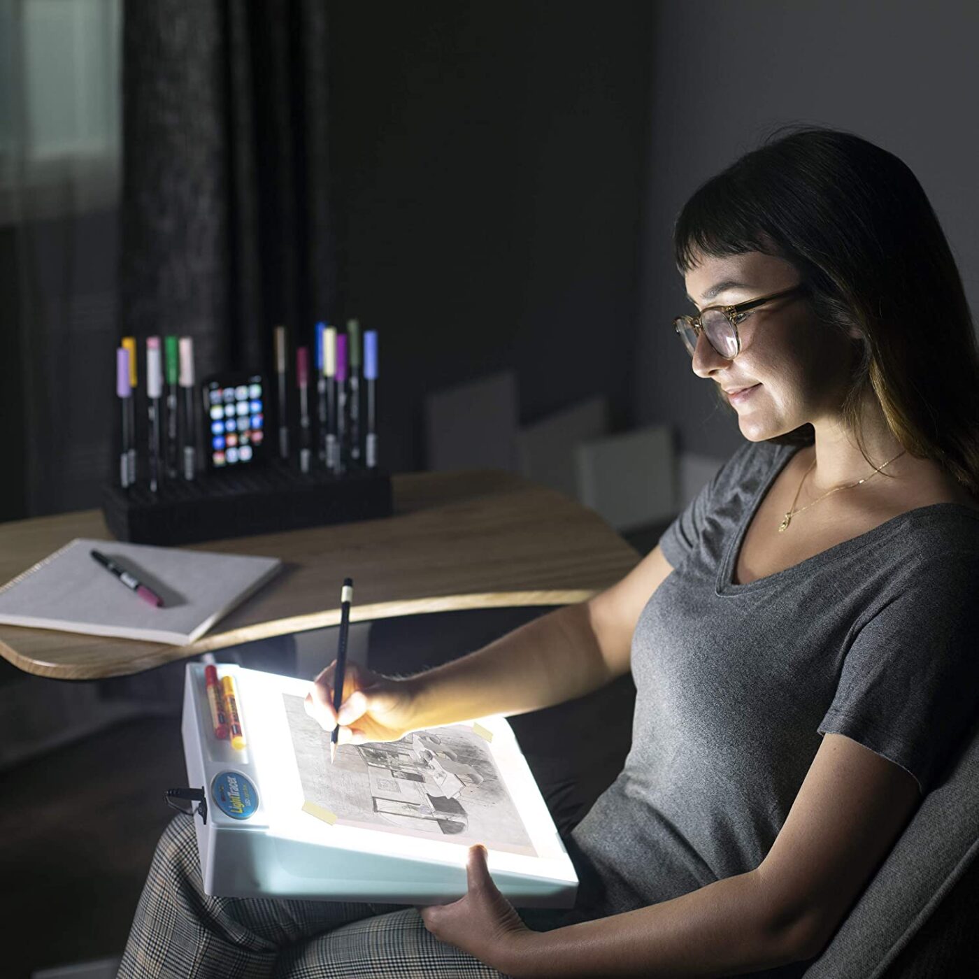 The Best Lightbox for Tracing and Drawing Art in 2023