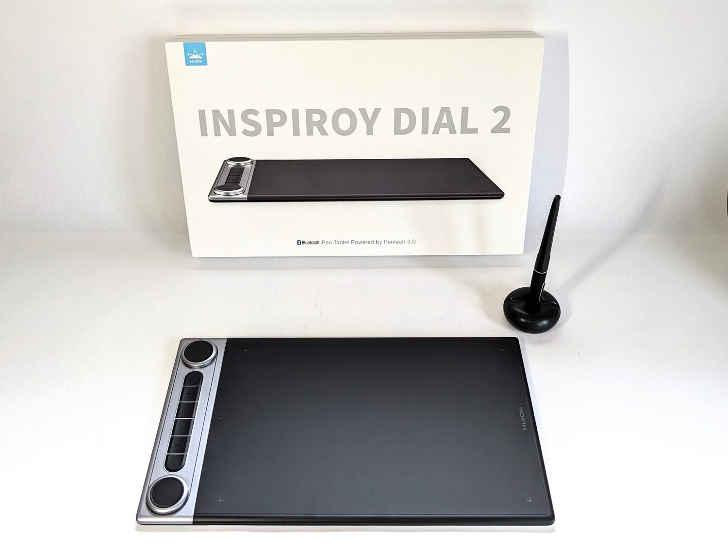 Hands-on Review of the Huion Inspiroy Dial 2 Digital Tablet